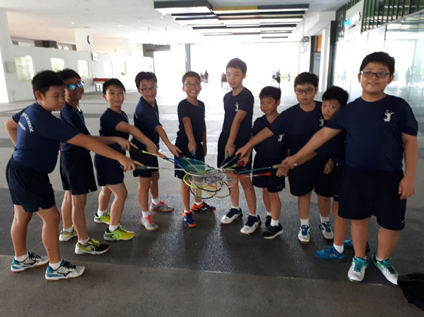 Badminton